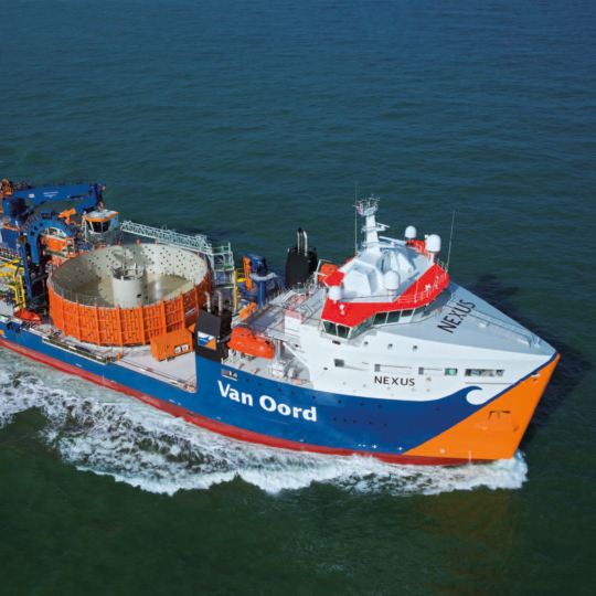 Offshore vessels - HS.MARINE The Ultimate Crane Specialist
